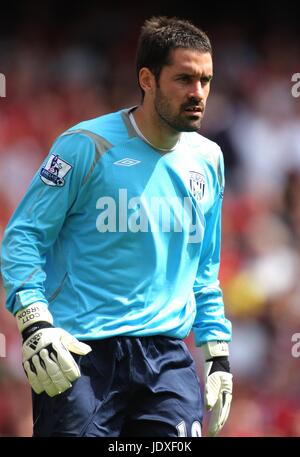 SCOTT CARSON WEST BROMWICH ALBION FC REEBOK STADIUM BOLTON ENGLAND 30 ...