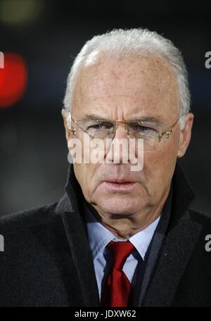 FRANZ BECKENBAUER GERMAN FOOTBALL COMMENTATOR STADE DE GERLAND LYON ...