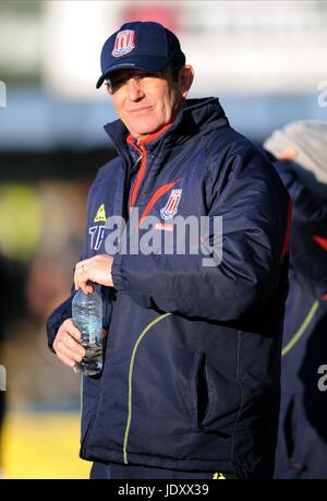 TONY PULIS STOKE CITY FC MANAGER THE BRITANNIA STADIUM STOKE-ON-TRENT ...