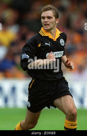 DAVID ROWSON ABERDEEN FC MOTHERWELL 27 August 2000 Stock Photo - Alamy