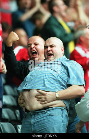 Charlton Athletic fans Stock Photo - Alamy