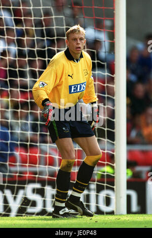 MART POOM DERBY COUNTY FC SUNDERLAND STADIUM OF LIGHT 16 September 2000 ...