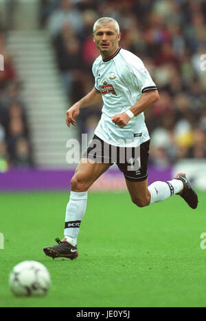 FABRIZIO RAVANELLI DERBY COUNTY FC PRIDE PARK DERBY 29 September 2001 ...