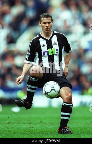 ROBERT LEE NEWCASTLE UNITED FC 19 May 1994 Stock Photo - Alamy