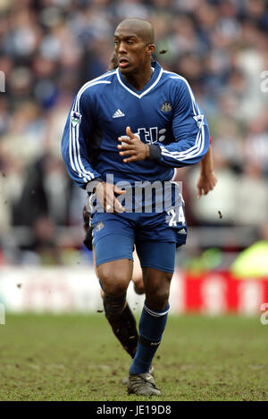 SYLVAIN DISTIN NEWCASTLE UNITED FC SUNDERLAND STADIUM OF LIGHT 24 ...