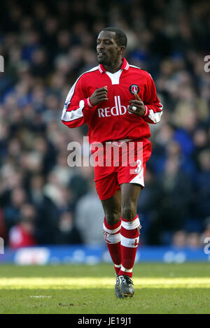CHRIS POWELL CHARLTON ATHLETIC FC 27 September 1998 Stock Photo - Alamy
