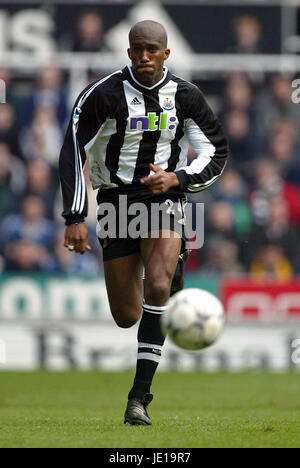 SYLVAIN DISTIN NEWCASTLE UNITED FC SUNDERLAND STADIUM OF LIGHT 24 ...