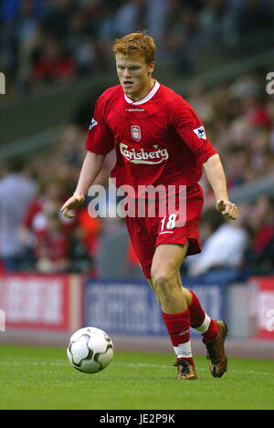 JOHN ARNE RIISE LIVERPOOL FC ST JAMES PARK NEWCASTLE ENGLAND 05 March ...