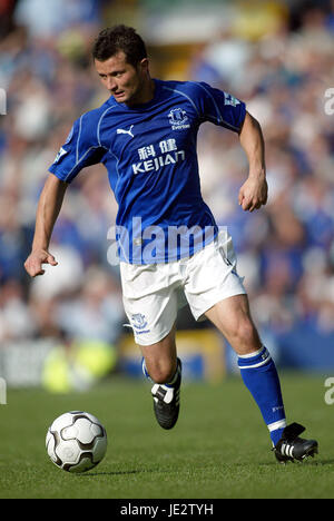 TOMASZ RADZINSKI EVERTON FC GOODISON PARK LIVERPOOL 01 February 2003 ...
