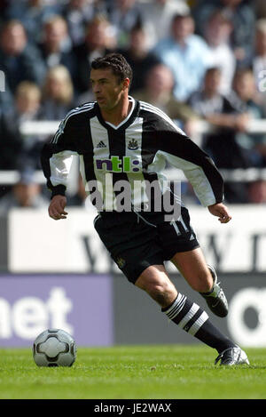 GARY SPEED NEWCASTLE UNITED FC 07 August 1999 Stock Photo - Alamy
