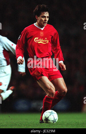 JARI LITMANEN LIVERPOOL FC ANFIELD LIVERPOOL ENGLAND 22 September 2001 ...