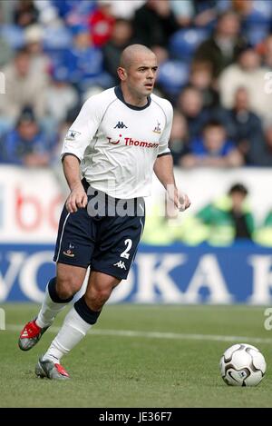 STEPHEN CARR TOTTENHAM HOTSPUR FC WALKERS STADIUM LEICESTER ENGLAND 19 ...