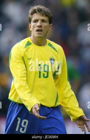 JUNINHO BRAZIL & MIDDLESBROUGH FC WALKERS STADIUM LEICESTER ENGLAND 12 ...