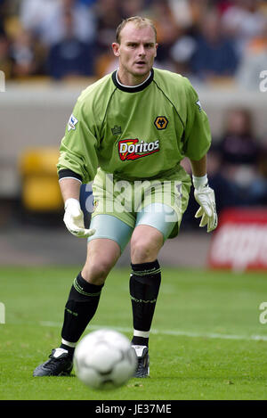 MICHAEL OAKES WOLVERHAMPTON WANDERS FC MOLINEUX WOLVERHAMPTON ENGLAND ...