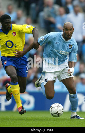 KOLO TOURE ARSENAL FC CITY OF MANCHESTER STADIUM MANCHESTER ENGLAND 31 ...