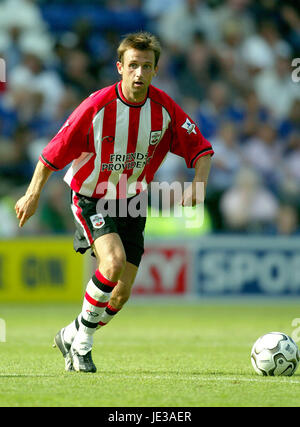 NEIL MCCANN SOUTHAMPTON FC WALKERS STADIUM LEICESTER ENGLAND 16 August ...