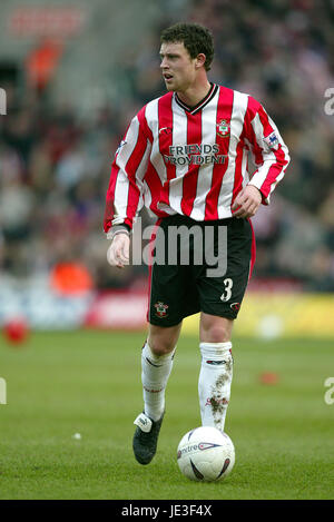 St Mary's SOUTHAMPTON, ENGLAND - MARCH 15: Southampton's starting 11 ...