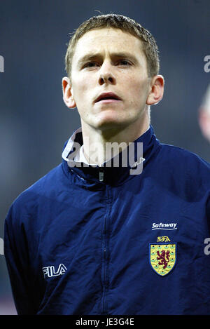 GARY NAYSMITH SCOTLAND & EVERTON FC HAMPDEN PARK GLASGOW SCOTLAND 29 ...