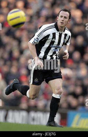 ANDY O'BRIEN NEWCASTLE UNITED FC ST JAMES PARK NEWCASTLE 27 November ...