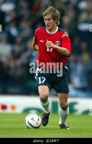 MORTEN GAMST PEDERSEN NORWAY & BLACKBURN ROVERS FC HAMPDEN PARK GLASGOW ...