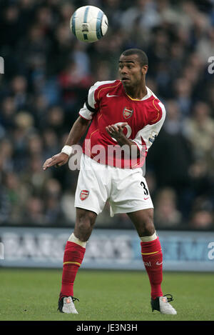 ASHLEY COLE ARSENAL FC CITY OF MANCHESTER STADIUM MANCHESTER 25 ...