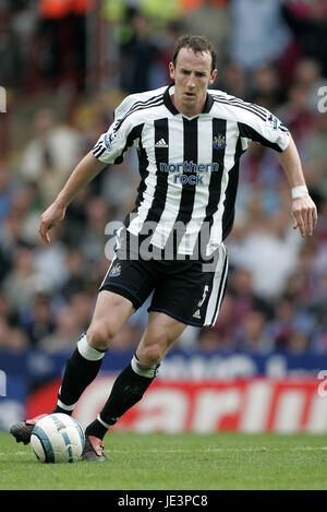 ANDY O'BRIEN NEWCASTLE UNITED FC ST JAMES PARK NEWCASTLE ENGLAND 15 ...