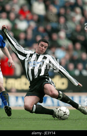 GARY SPEED NEWCASTLE UNITED FC 07 August 1999 Stock Photo - Alamy