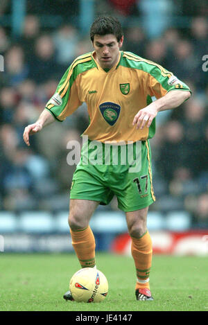 MARC EDWORTHY COVENTRY CITY FC 07 August 1999 Stock Photo - Alamy