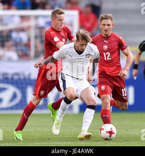 Jakub Jankto Federico Bernardeschi during the UEFA European Under-21 ...
