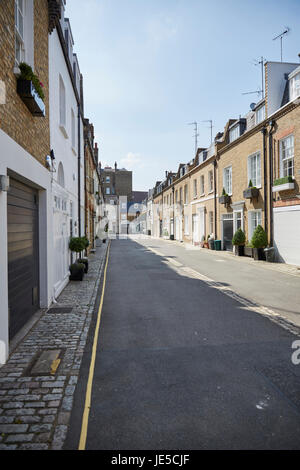 Clabon Mews, London, UK Stock Photo - Alamy