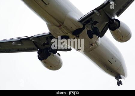 The Underside Of A Modern Airplane And Its Landing Gear Stock Photo - Alamy