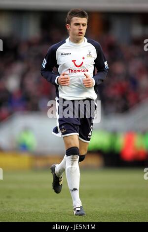 MICHAEL CARRICK TOTTENHAM HOTSPUR FC WHITE HART LANE TOTTENHAM LONDON ...