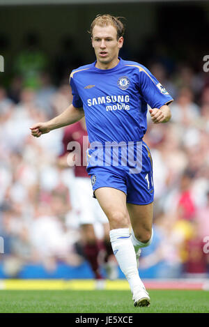 ARJEN ROBBEN CHELSEA FC STAMFORD BRIDGE CHELSEA LONDON ENGLAND 20 ...