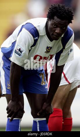 BENJANI MWARUWARI PORTSMOUTH THE VALLEY STADIUM LONDON ENGLAND 16 ...