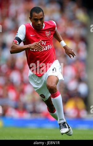GILBERTO SILVA ARSENAL FC EMIRATES STADIUM ARSENAL LONDON 19 August ...