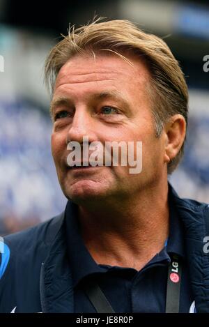 CO ADRIAANSE FC PORTO MANAGER AMSTERDAM ARENA AMSTERDAM HOLLAND 04 ...