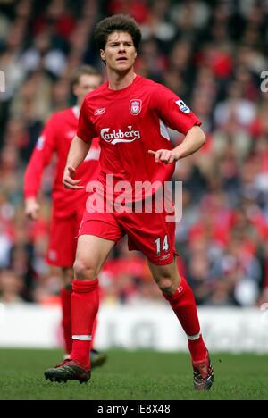 XABI ALONSO LIVERPOOL FC ANFIELD LIVERPOOL ENGLAND 03 March 2007 Stock ...