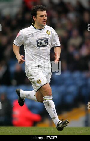 ROBBIE BLAKE LEEDS UNITED FC KC STADIUM HULL ENGLAND 01 April 2006 ...