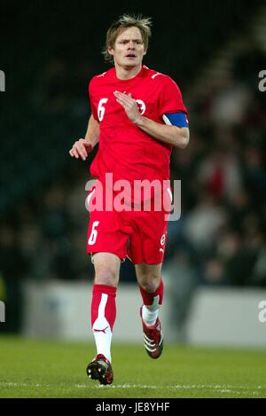 JOHANN VOGEL SWITZERLAND & AC MILAN HAMPDEN PARK GLASGOW SCOTLAND 01 ...