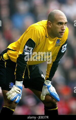 TIM HOWARD EVERTON FC ANFIELD LIVERPOOL ENGLAND 03 February 2007 Stock ...