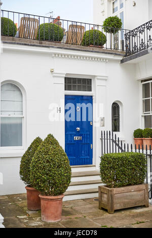 Wellington Square, London, UK Stock Photo - Alamy