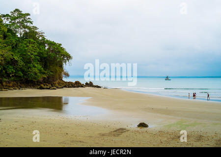 Beach of Mompiche at sunset, Ecuador Stock Photo - Alamy