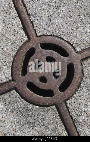 Rusty duct cover Stock Photo - Alamy