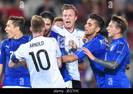Roberto Gagliardini Maximilian Arnold (GER) Marco Benassi during the ...