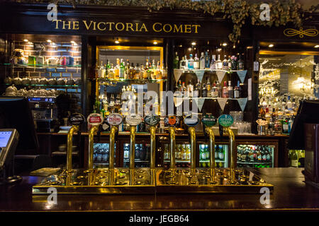 The Victoria Comet. Public House. Newcastle upon Tyne Stock Photo - Alamy