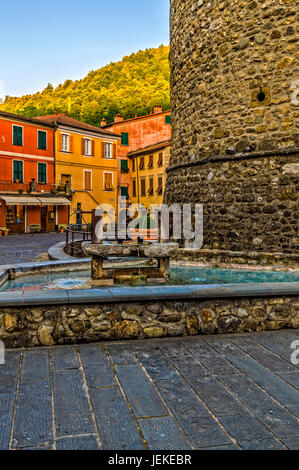 Fountain, Castello square, Varese Ligure, Ligury, Italy Stock Photo - Alamy