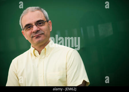 Kevin Laland , professor of behavioral and evolutionary biology at the ...