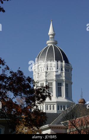 Columbia Missouri University of Missouri Jesse Hall and The Columns ...