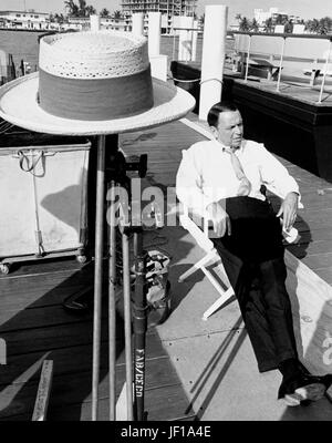 TONY ROME -1967 FRANK SINATRA Stock Photo - Alamy