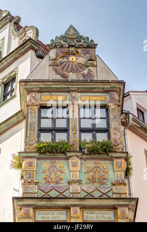 Protruding Medieval-style Oriel window at the 1730s Georgian Iford ...